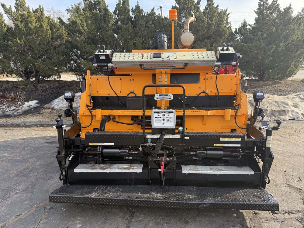 2016 Leeboy 8515C EQ0344739 - Ambrose Equipment